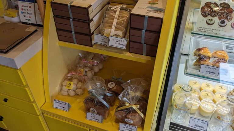 【富士宮市】『Sweetee（スウィーティ）』数多くのスイーツメニューが揃う洋菓子店!!クリーミーで優しい甘さに癒されました!! | フジみる